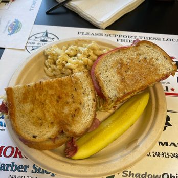 SHOWTIME DELI - Updated December 2025 - 51 Photos & 83 Reviews - 21905 ...