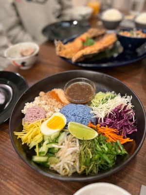 PRANAKHON THAI RESTAURANT - 386 Photos & 113 Reviews - 88 University Pl ...