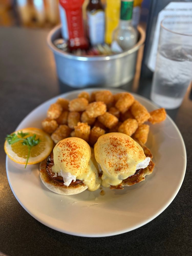 FROGGY’S - 212 Photos & 281 Reviews - 726 2nd St, Davis, CA - Menu - Yelp