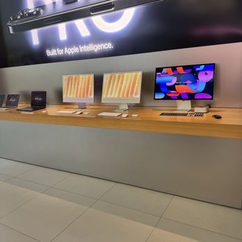 APPLE LOS CERRITOS - Updated January 2026 - 270 Photos & 1040 Reviews ...