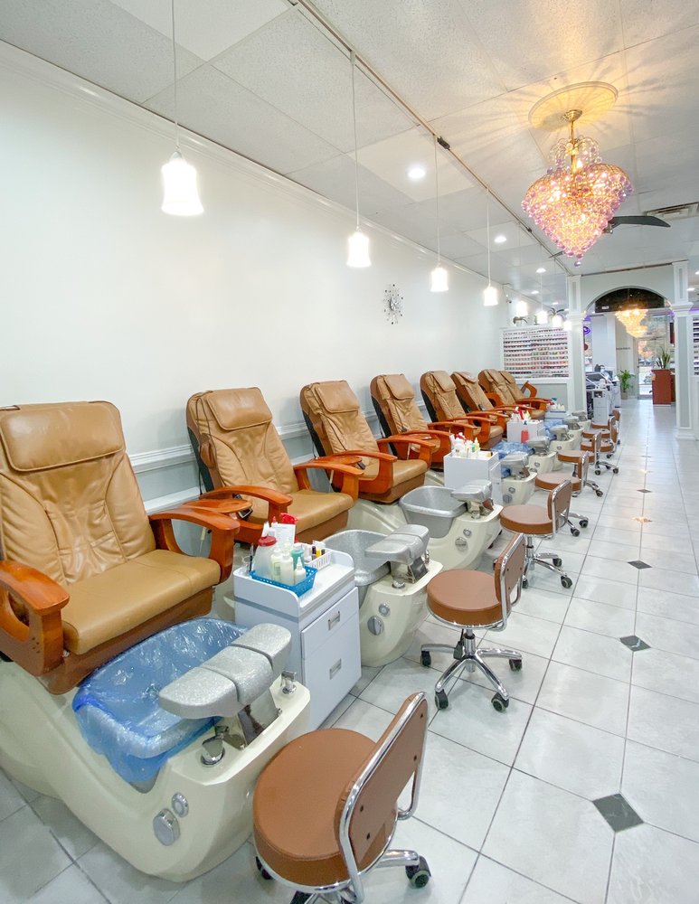 DAISY NAILS & SPA - Updated November 2024 - 44 Photos & 13 Reviews ...