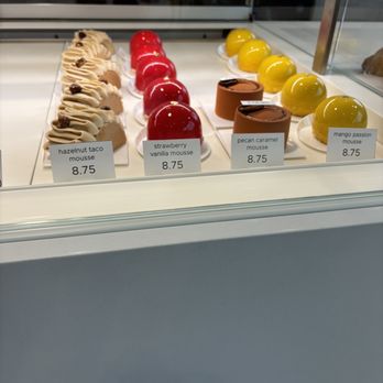 D’CARAMEL PATISSERIE - Updated October 2024 - 83 Photos & 28 Reviews ...