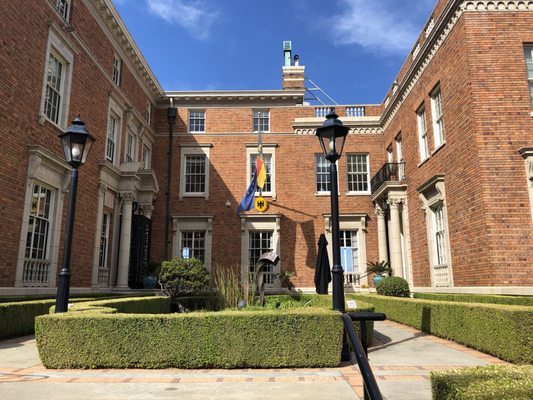 GERMAN CONSULATE GENERAL - Updated October 2025 - 14 Photos & 132 ...