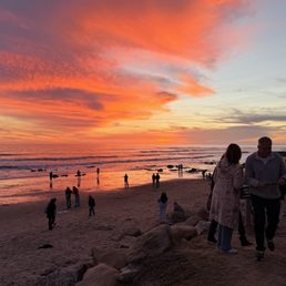 BOATHOUSE AT HENDRY’S BEACH - Updated December 2025 - 5151 Photos ...