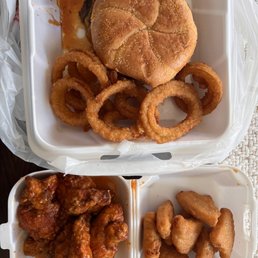 YOUNG HARRIS WING HOUSE - Updated July 2025 - 76 Photos & 77 Reviews ...