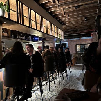 STARDUSTER LOUNGE - Updated August 2025 - 28 Photos & 17 Reviews - 3921 ...