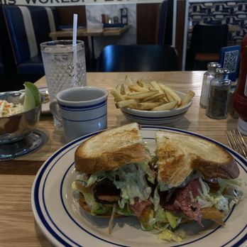 MAVEN’S DELICATESSEN - Updated August 2025 - 276 Photos & 330 Reviews ...