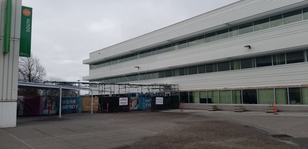 KAISER PERMANENTE INTERSTATE MEDICAL OFFICE CENTRAL - Updated December ...