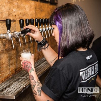 THE BARLEY HOUSE - 10 Photos - R. Prof. Atílio Innocenti, 621, São ...