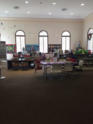 HEIGHTS NEIGHBORHOOD LIBRARY - Updated October 2025 - 34 Photos & 34 ...