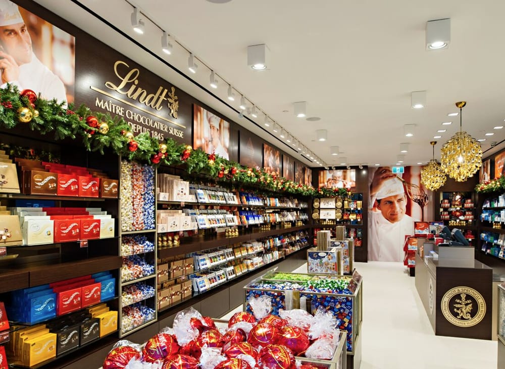 LINDT CHOCOLATE SHOP - Updated January 2026 - 11 Photos - 33 Heritage ...