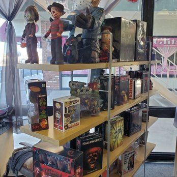 HELLBOUND HORROR COLLECTIBLES - TEMP. CLOSED - Updated December 2025 ...