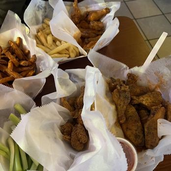 THE ORIGINAL J.R. CRICKETS IN MIDTOWN ATLANTA - Updated October 2024 ...