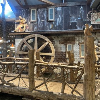 BASS PRO SHOPS - Updated January 2026 - 122 Photos & 99 Reviews - 6112 ...