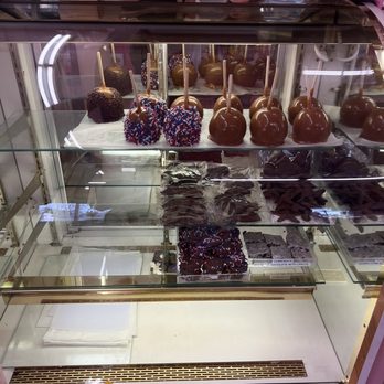 KANDY KORNER - Updated October 2025 - 150 Photos & 76 Reviews - 474 ...