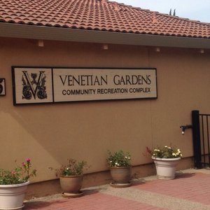 OAKMOORE GOLF COURSE - Updated April 2025 - 10 Photos - 3737 N Wilson ...