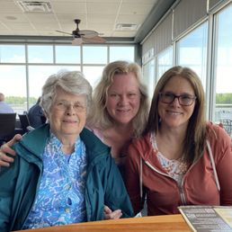 CANDLELIGHT INN - Updated October 2025 - 85 Photos & 148 Reviews - 511 ...