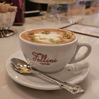 FELLINI COFFEE - Updated December 2025 - 92 Photos & 51 Reviews - 120 Thompson St, New York, New ...