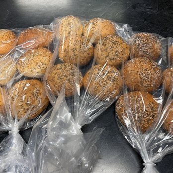 GREAT BUNS BAKERY - Updated November 2024 - 492 Photos & 323 Reviews ...