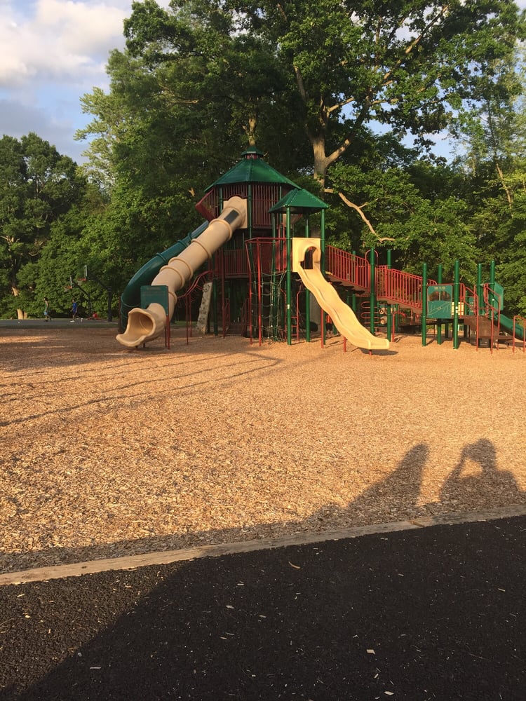 WARREN TOWNSHIP LIBRARY PLAYGROUND - Updated October 2024 - 42 Mountain ...