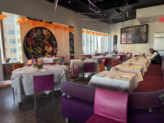 ROBERT - Updated December 2025 - 2413 Photos & 1141 Reviews - 2 ...