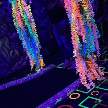 GLO MINI GOLF - Updated December 2025 - 471 Photos & 388 Reviews - 1299 ...