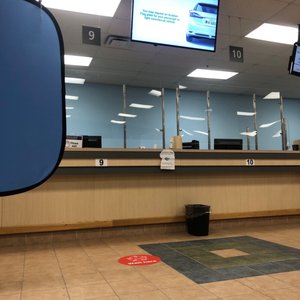 ALDERNEY GATE PUBLIC LIBRARY - Updated August 2025 - 60 Alderney Drive ...