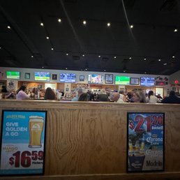 WingHouse Bar & Grill - Tampa Stadium - Cheap - Chicken Wings - Updated ...
