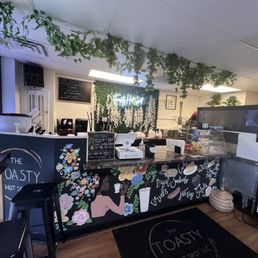 THE TOASTY HOT SPOT - Updated June 2026 - 114 Photos & 75 Reviews ...