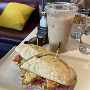 CLARK POINT CAFE - Updated May 2025 - 55 Photos & 33 Reviews - 4 Clark ...