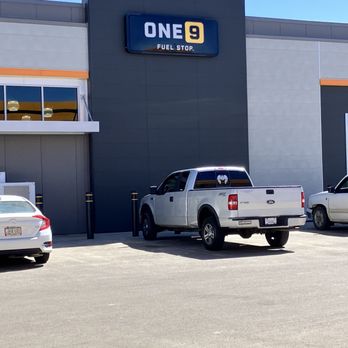 ONE9 TRAVEL CENTER - Updated October 2025 - 12 Photos - 3303 W Historic ...