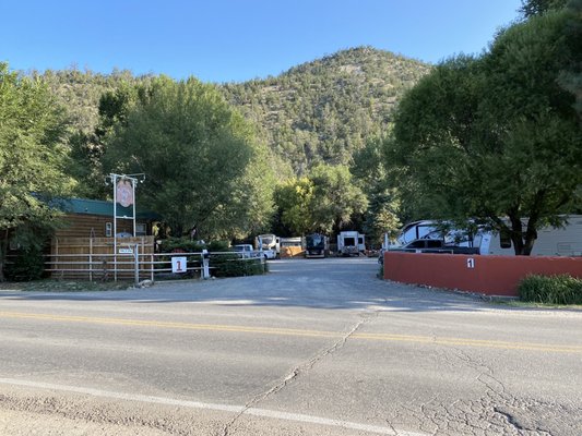 RIVERSIDE RV PARK - Updated July 2025 - 26 Photos & 10 Reviews - 298 ...