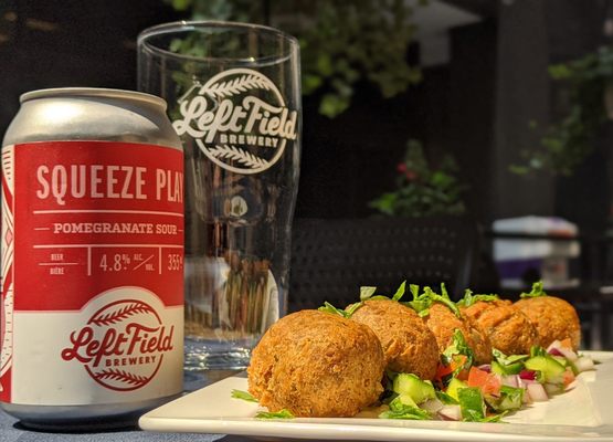 BEERBISTRO - 752 Photos & 679 Reviews - 18 King Street E, Toronto, ON ...