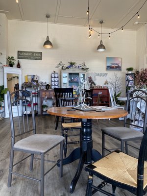 WILD LOTUS - Updated April 2025 - 23 Photos - 1 E Idaho Ave, Homedale ...