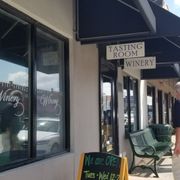 GRAPE VINE SPRINGS WINERY - 89 Photos & 60 Reviews - 409 S Main St ...