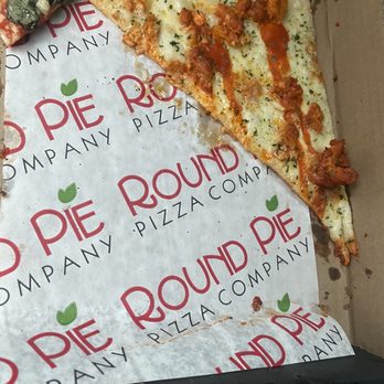 ROUND PIE PIZZA COMPANY - Updated January 2026 - 10 Photos & 18 Reviews ...