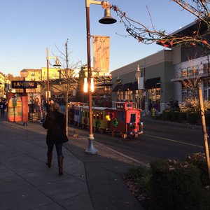 THE LANDING - 44 Photos & 80 Reviews - Shopping Centers - 828 N 10th Pl ...