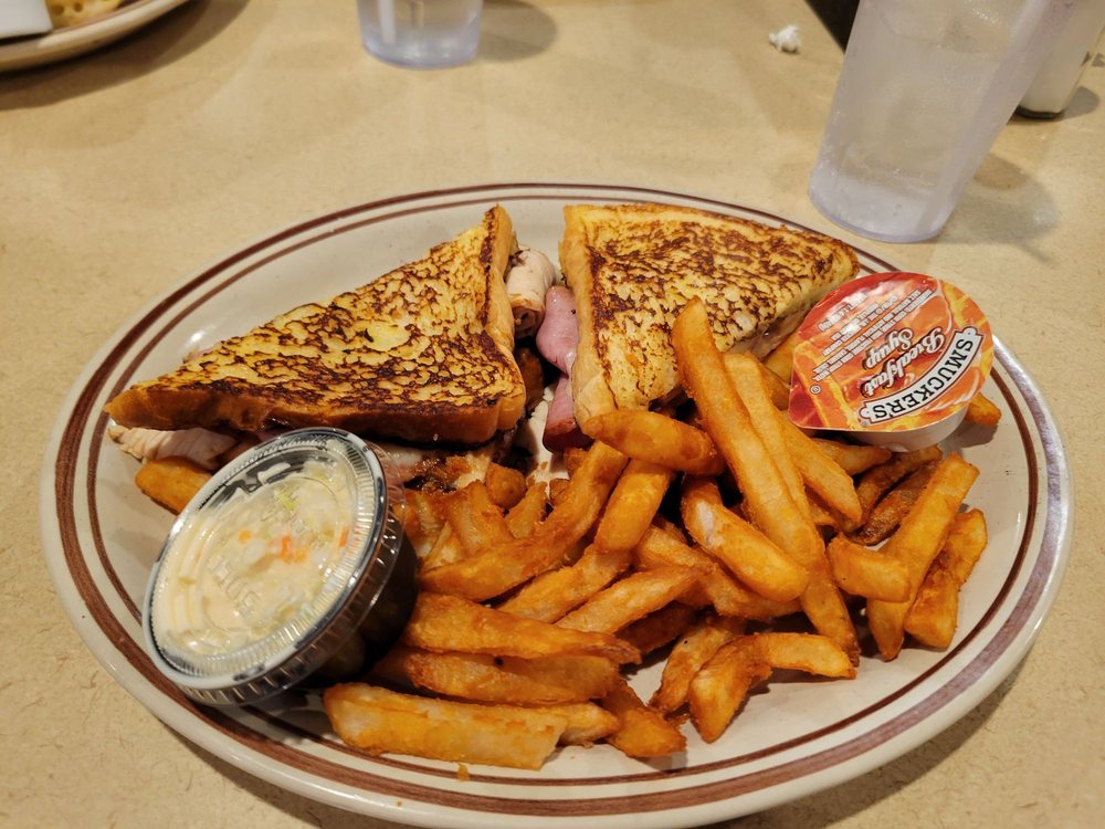 MANADA HILL DINER - Updated December 2025 - 42 Photos & 73 Reviews ...