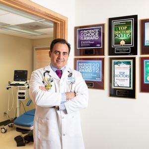 CHRISTOPHER THOMPSON, MD - Updated April 2025 - 68 Reviews - 18 ...