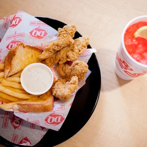 MISSION DOGS - 28 Photos & 29 Reviews - Food Trucks - 1308 East 4th St ...