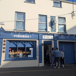 THE FISH BOX - Updated July 2025 - 110 Photos & 123 Reviews - Upper ...