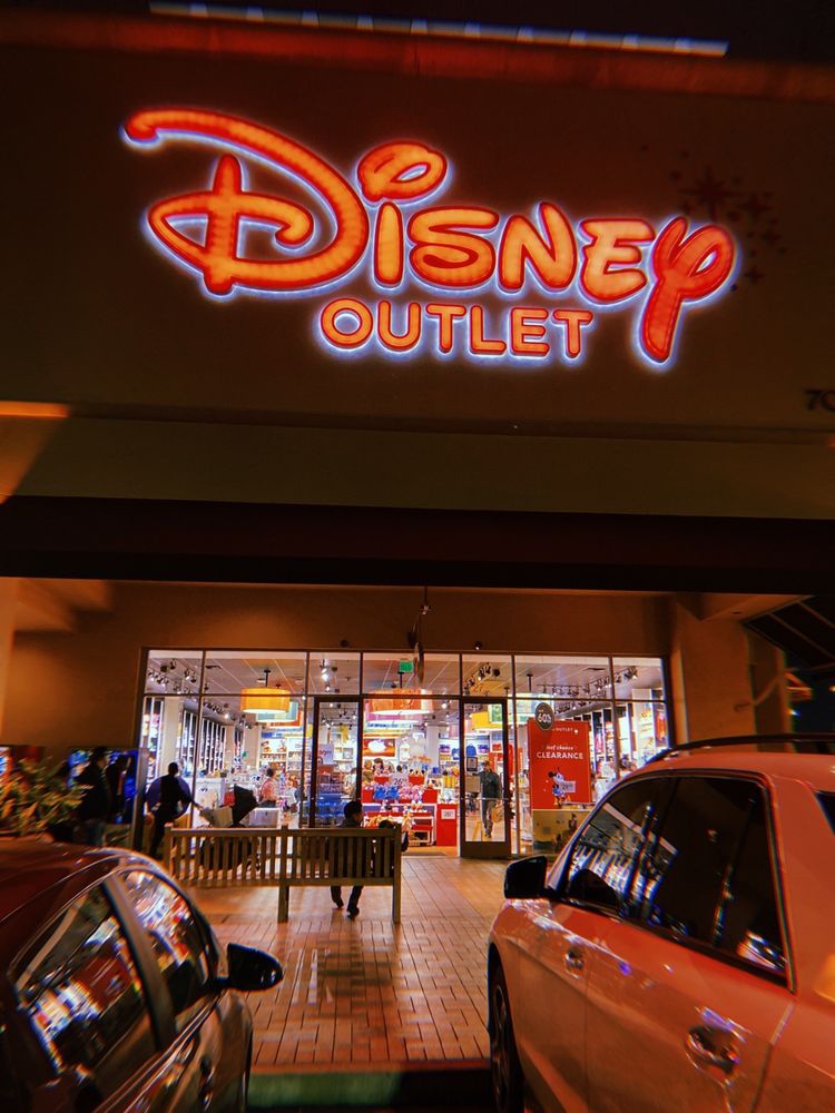DISNEY STORE - Updated December 2025 - 239 Photos & 96 Reviews - 100 ...