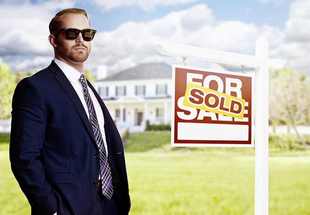 JONATHAN SMITH REAL ESTATE - Updated June 2026 - 213 W Hobsonway ...