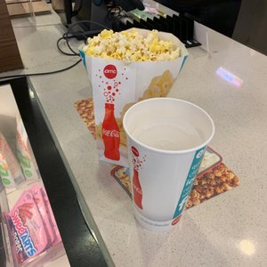 AMC DINE-IN SHOPS AT RIVERSIDE 9 - 176 Photos & 183 Reviews - Cinema ...