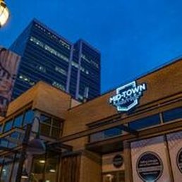 MIDTOWN STATION - Updated October 2025 - 57 Photos - 1615 Dickson Ave ...