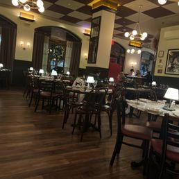 CHAT AMERICAN GRILL - Updated July 2025 - 198 Photos & 277 Reviews - 1 ...