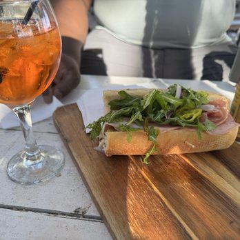 FREDDO ATX - Updated October 2025 - 261 Photos & 145 Reviews - 2336 S ...