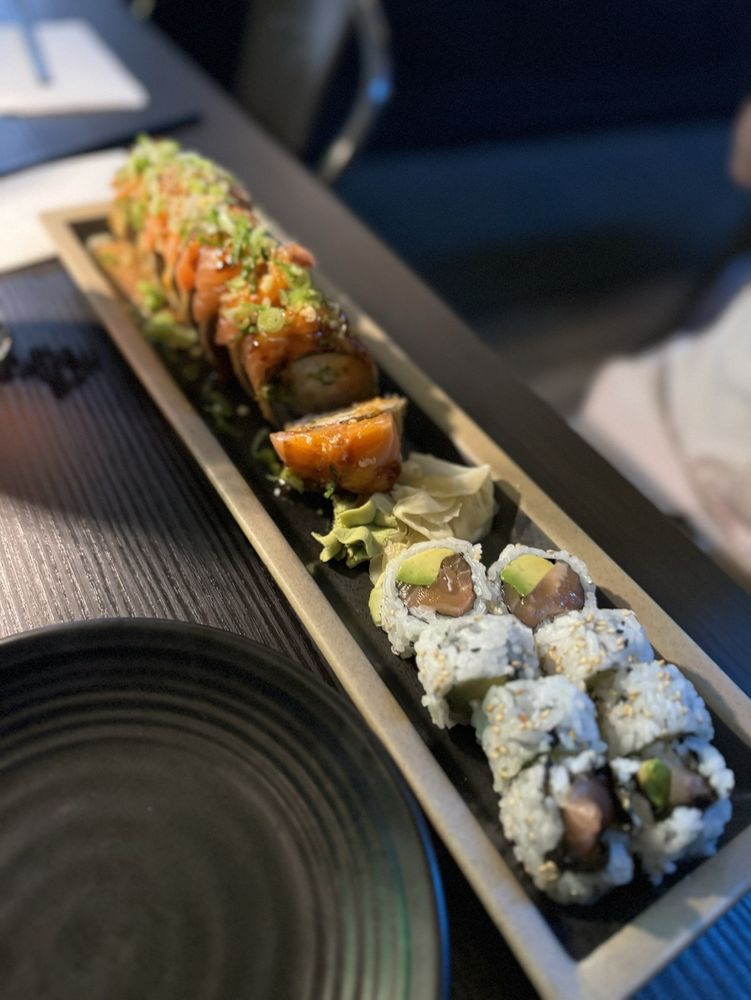 PLAZA SUSHI LONDON - Updated October 2025 - 14 Photos - 519 Richmond ...