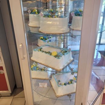 LA BON BAKE SHOPPES - Updated September 2025 - 216 Photos & 164 Reviews ...