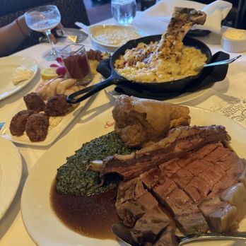 SUMMIT HOUSE - Updated July 2024 - 5077 Photos & 2507 Reviews - 2000 E ...